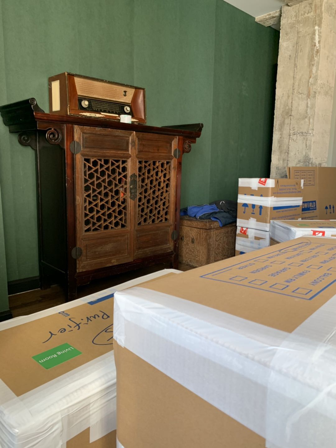 2019.01.27 Beijing Moving Company, Moving to Hong Kong/Mr. Will J ...